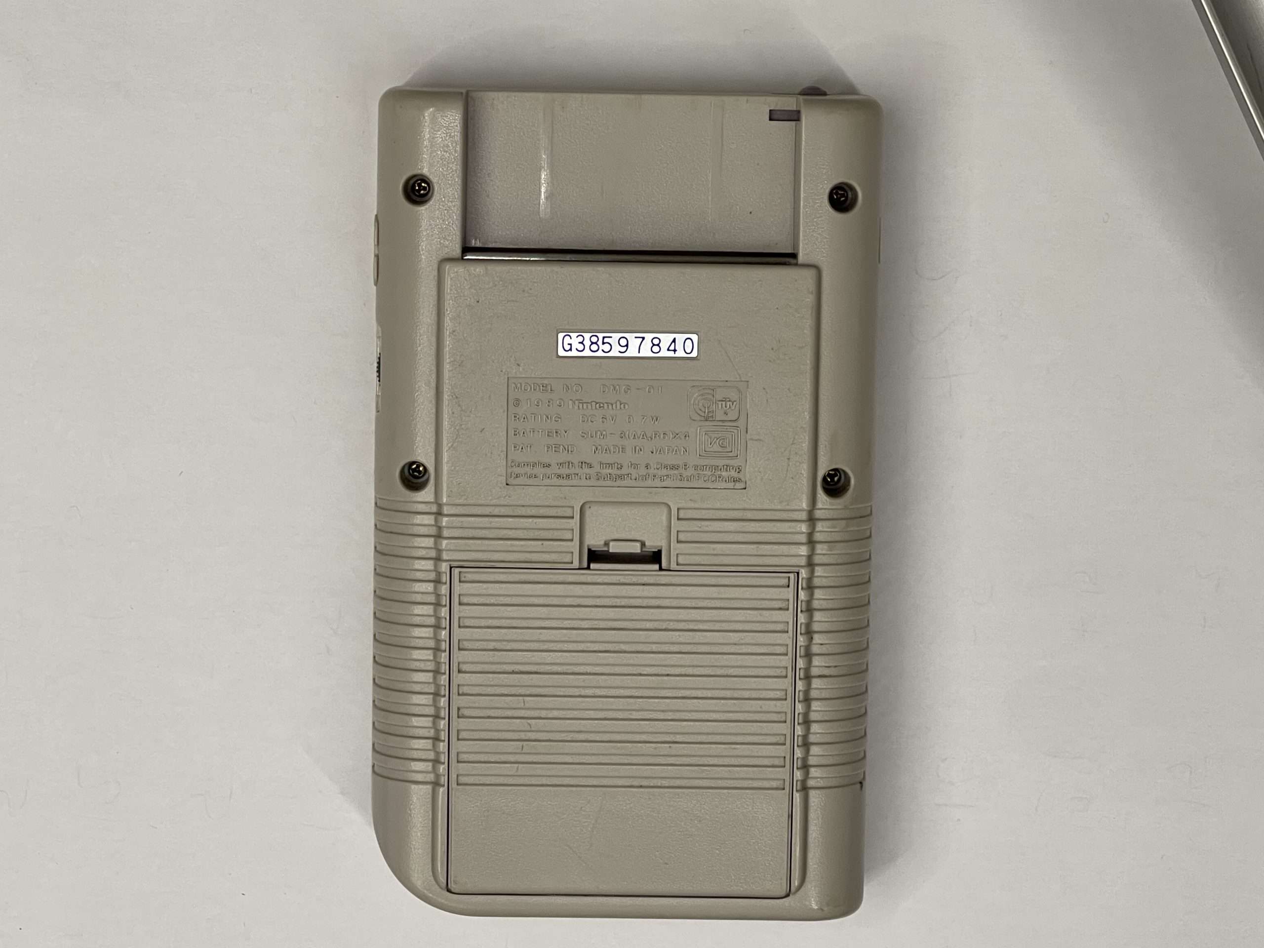 Gameboy Classic: Grey(gullig) #3 – Nintendopusheren