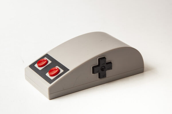 Mus med NES-design(den er ikke vildt god) – Nintendopusheren