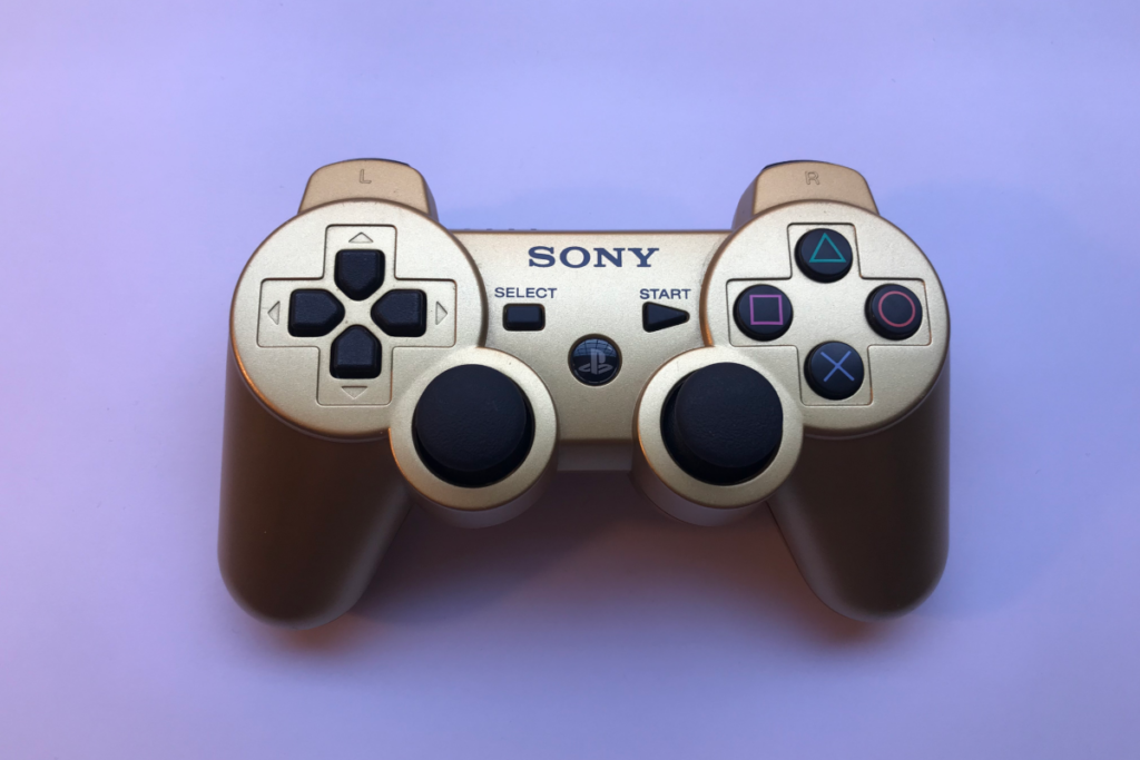 Playstation 3: Controller(gold) – Nintendopusheren